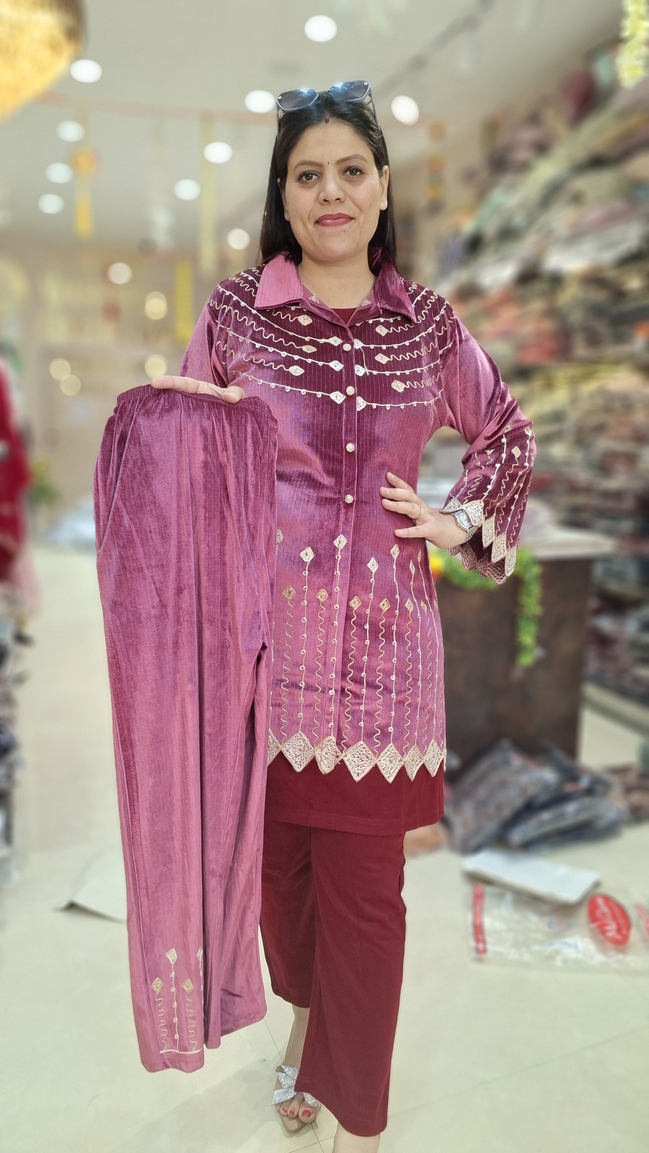 ONION PINK PREMIUM VELVET DESIGNER CORDSET – Arsh Wardrobe Collection