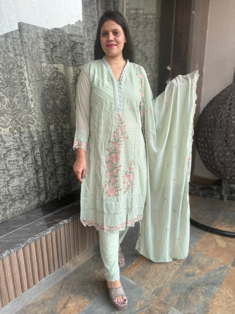 Pakistani Pearl Suit (Style No 1117) – Arsh Wardrobe Collection